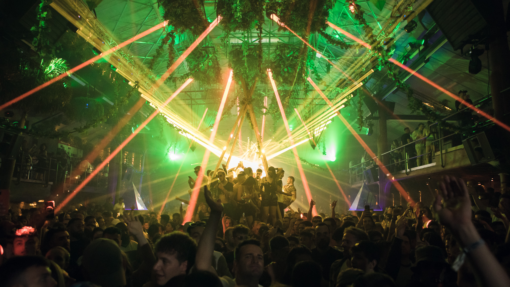 Amnesia Ibiza apre Pyramid con Luciano – Parkett