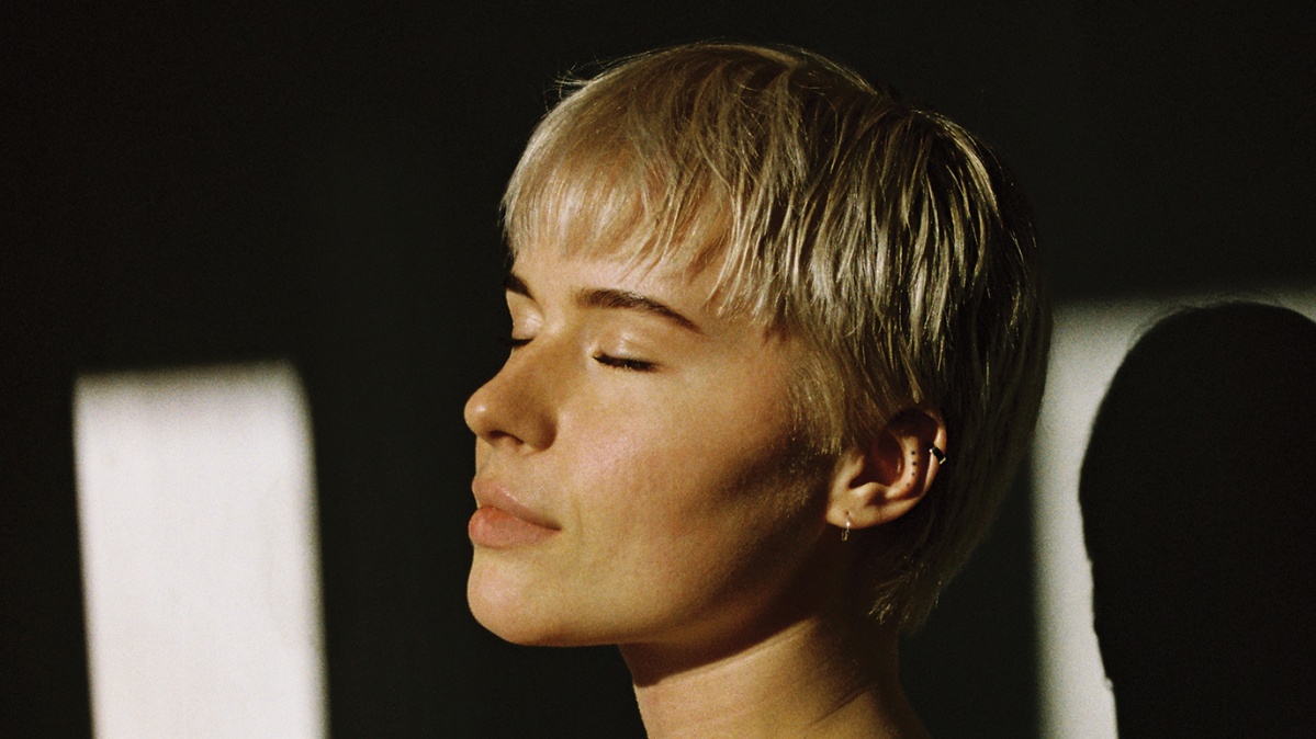 Premiere: Anna Kost torna sulla Who Whom di Scuba con un nuovo EP – Parkett